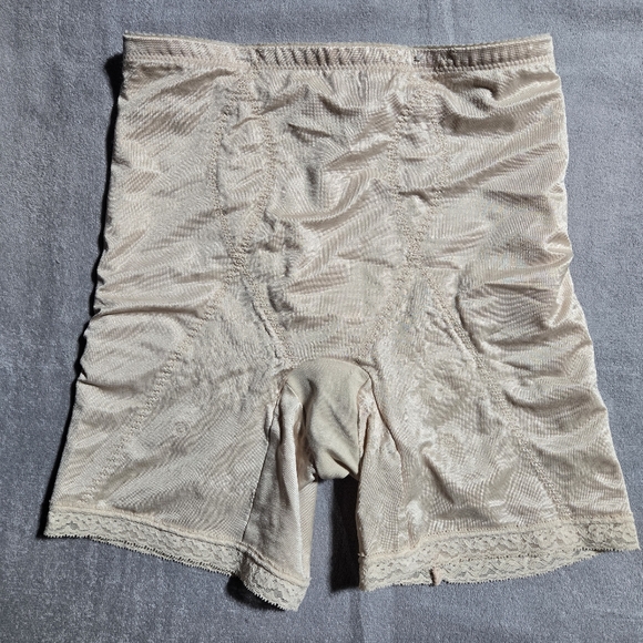 Flexees | Intimates & Sleepwear | Vintage Flexees Floral Lace Girdle ...